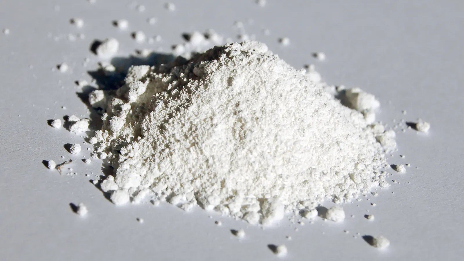 These 4 common ingredients experts say to avoid when you see them