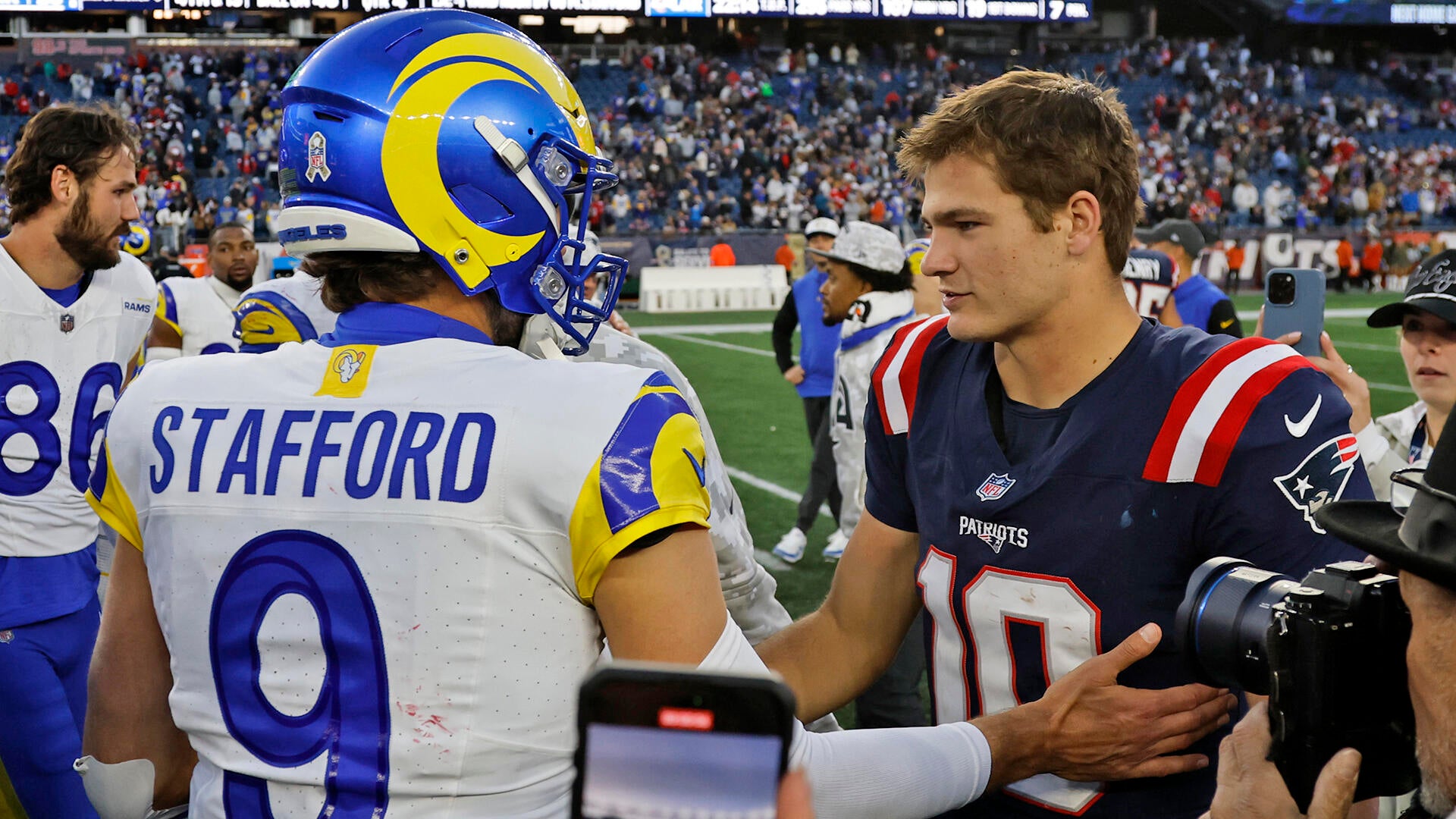 2025 NFL award finalists for MVP, Coach of the Year, more: Drake Maye ...