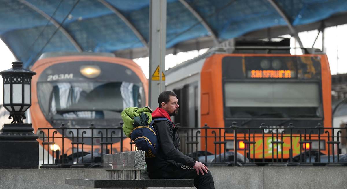 La R2 de Rodalies comenzará a dar servicios la noche de este jueves y ...