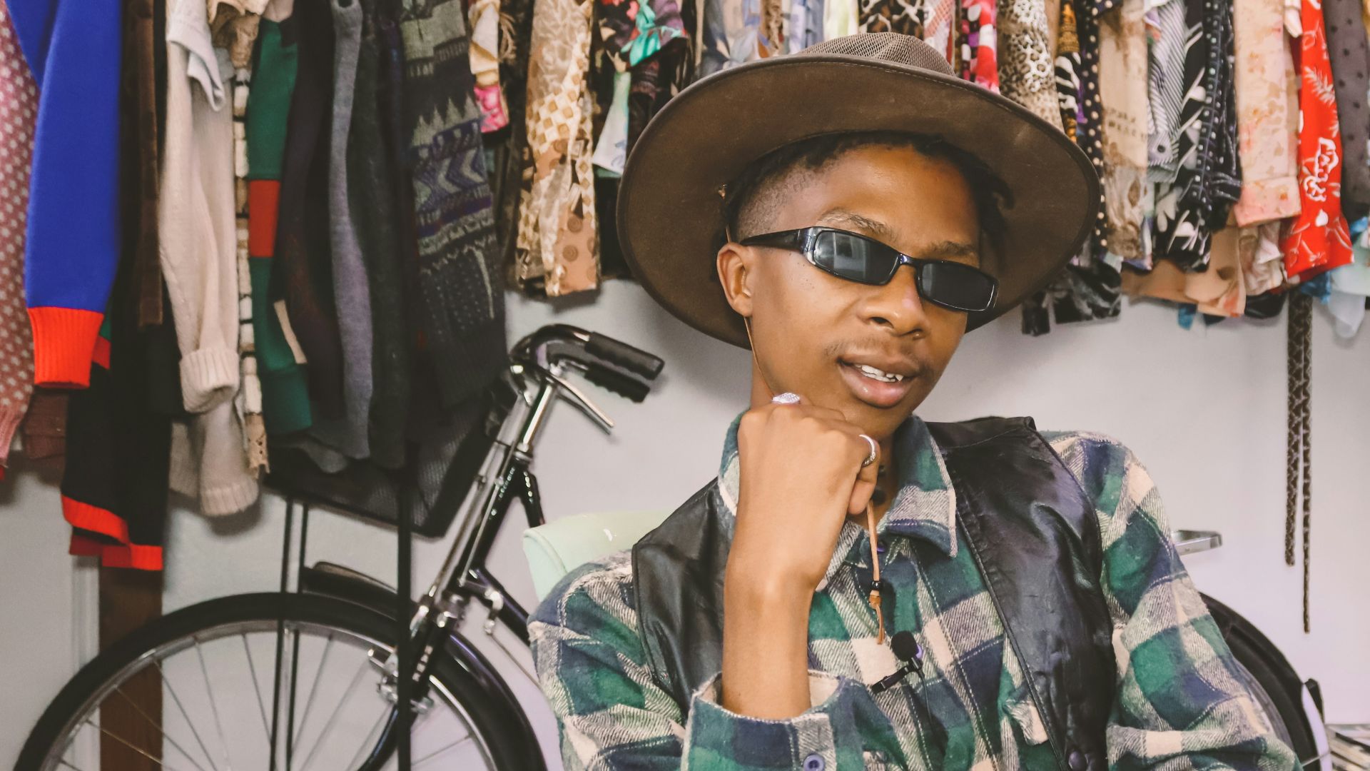 20 reasons to never shop at thrift stores