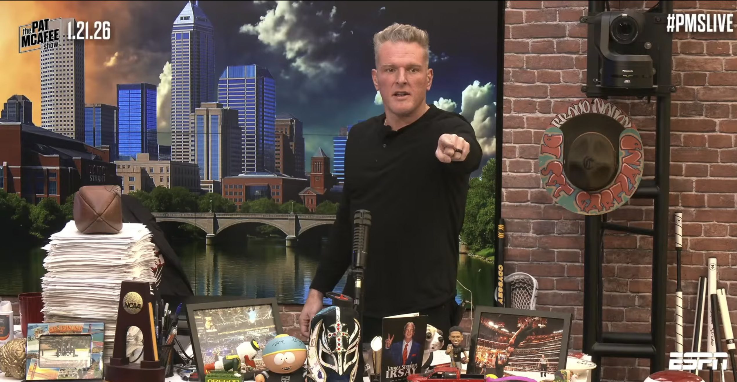 Pat McAfee attacks 'fat nerds' in sports media