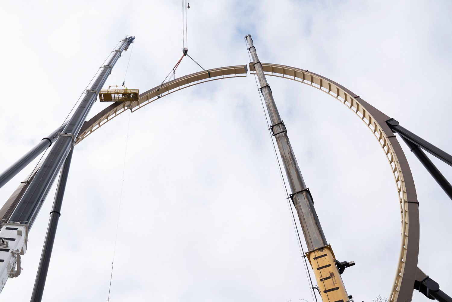 Six Flags hits new milestone in construction of record-breaking 'Giga ...