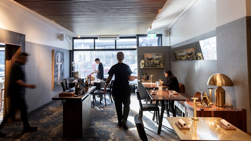 It may have dropped the degustation – and a hat – but this fine diner ...