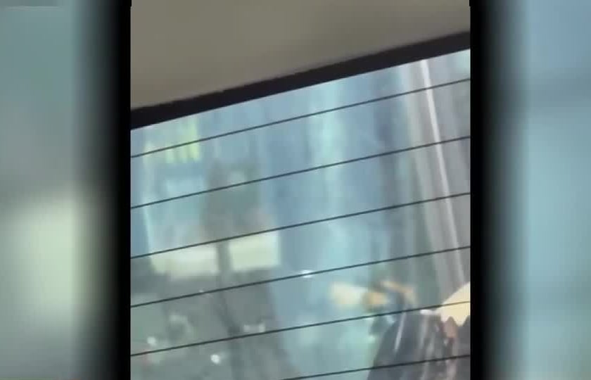 Video: Metro bus driver caught crocheting while driving