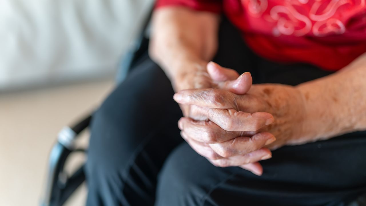 Maison de retraite : une femme de 84 ans retrouvée morte de froid à l ...