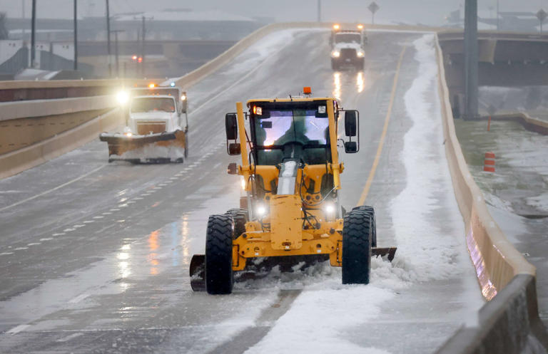 Here’s how Dallas-Fort Worth is preparing for the winter storm ahead of ...