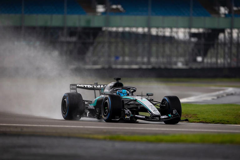 Russell and Mercedes set stunning benchmark at F1 2026 winter testing