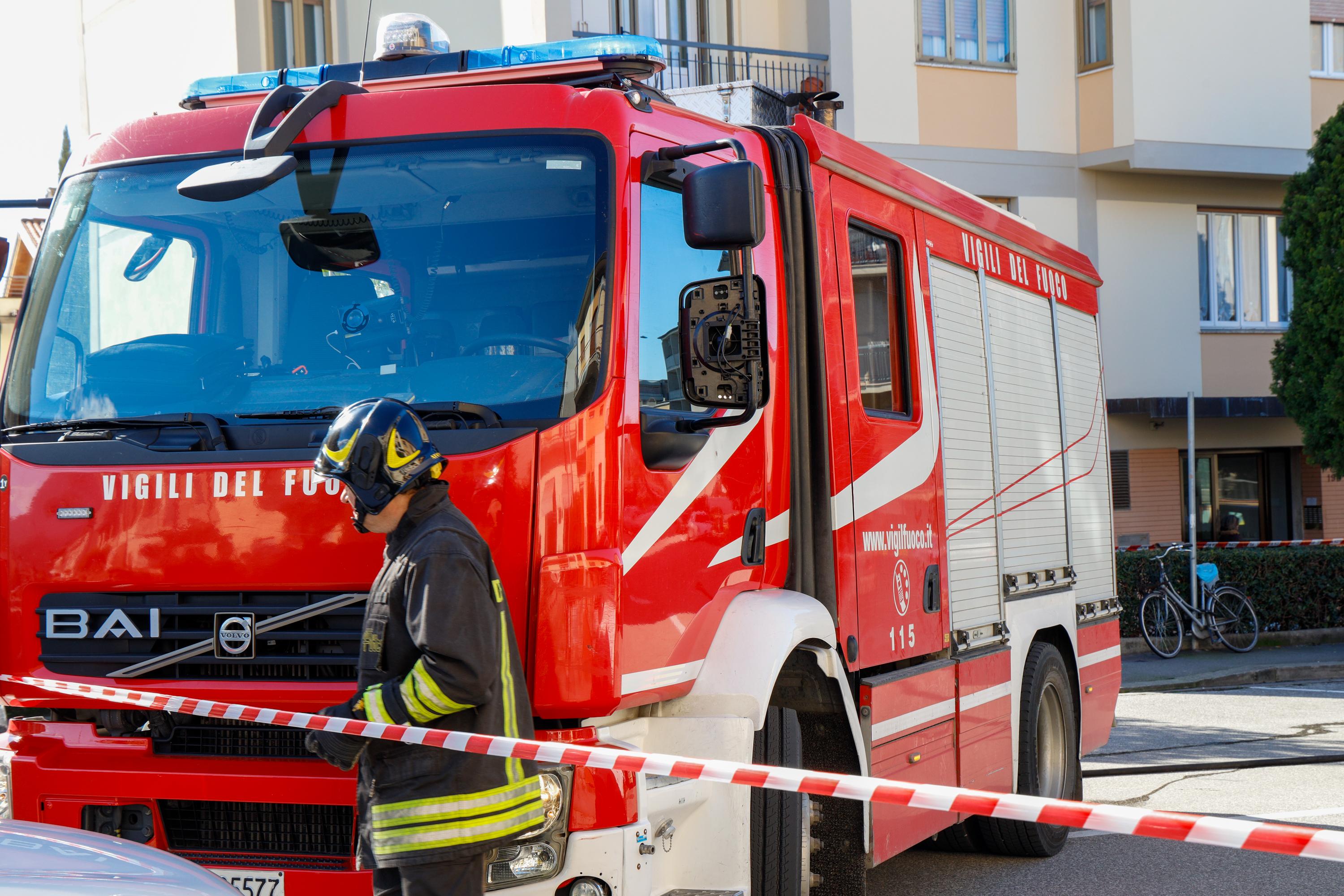 Sette bomboloni di gas a rischio esplosione nell’androne: palazzo ...