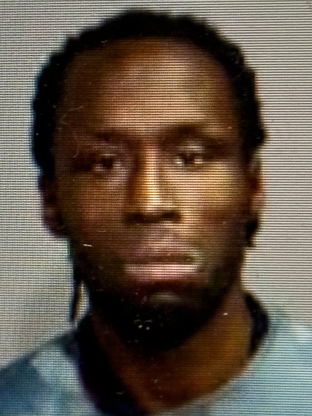 Doofus steals police uniform from NYPD precinct, found still wearing it ...