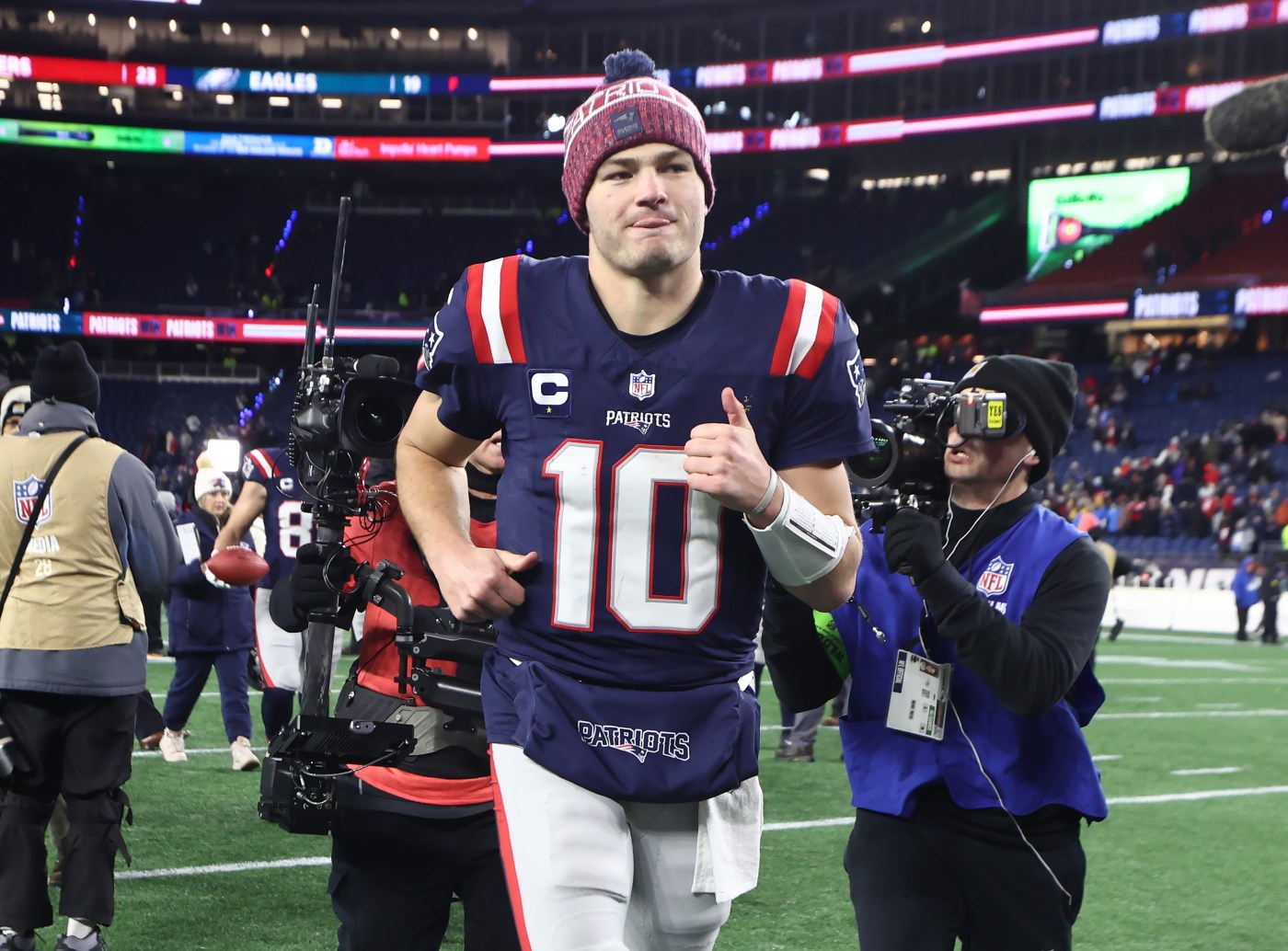 Five Patriots among finalists for NFL end-of-season awards