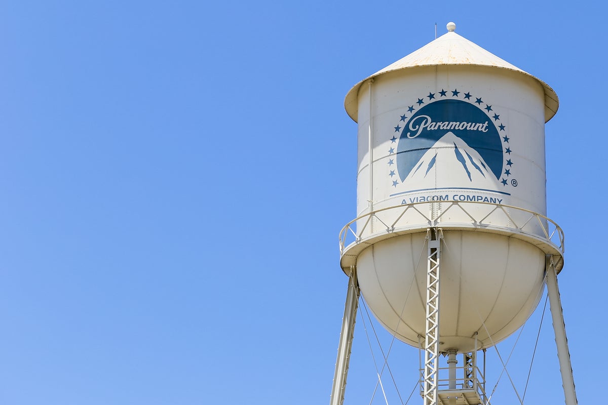 Paramount extends offer for Warner Bros. shares