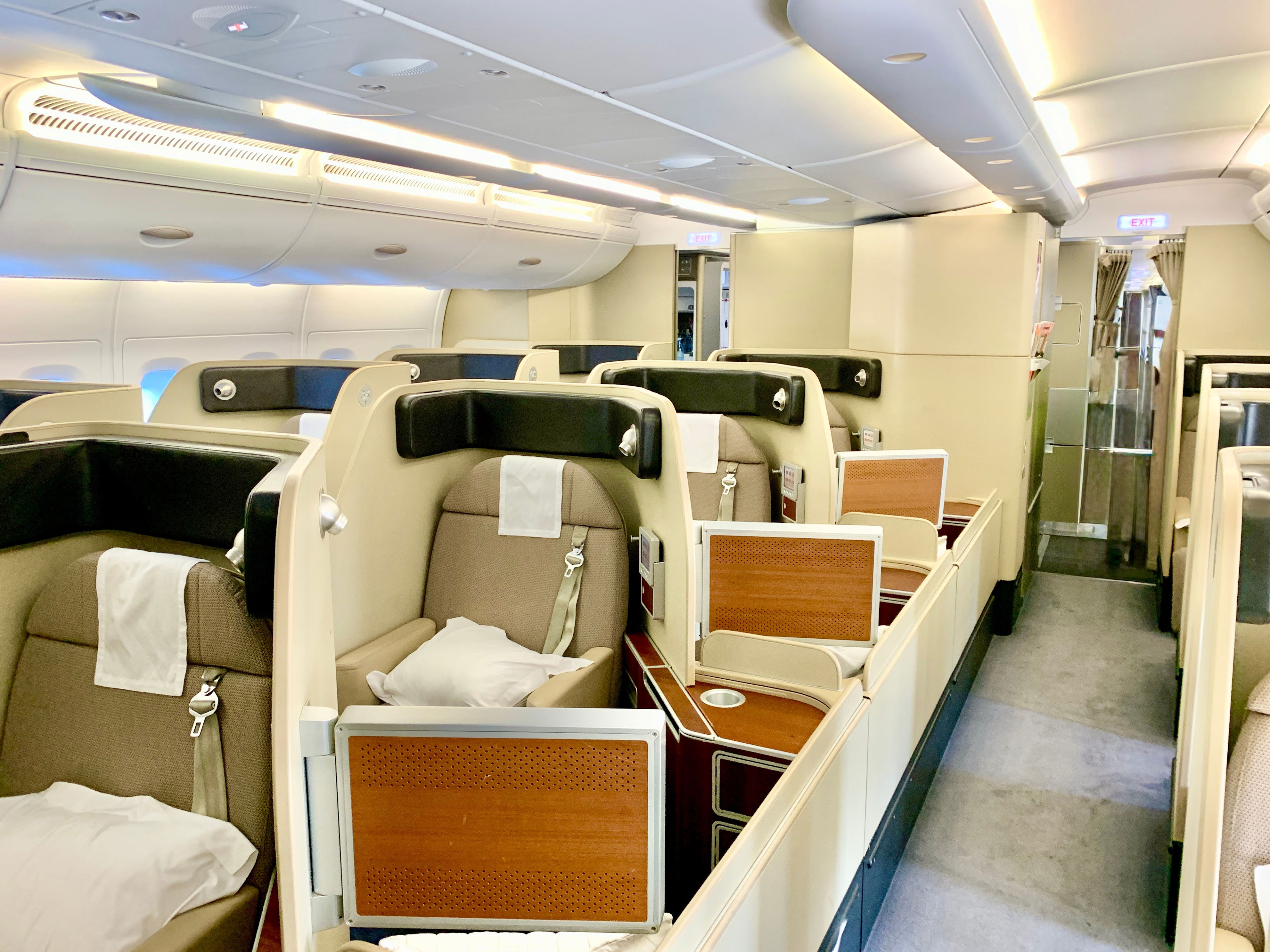 [Award alert] Qantas first class seats available between the US and ...