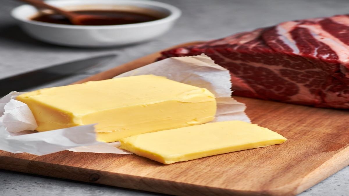 Full-fat dairy, butter, and red meat are back: What the new US dietary ...