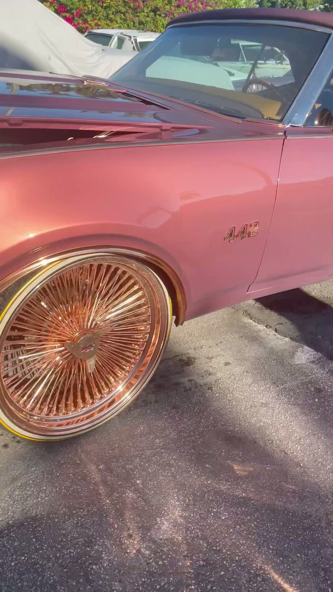 Oldsmobile 442 Cutlass on Rosegold 24’s Daytons Painted by Sudamar
