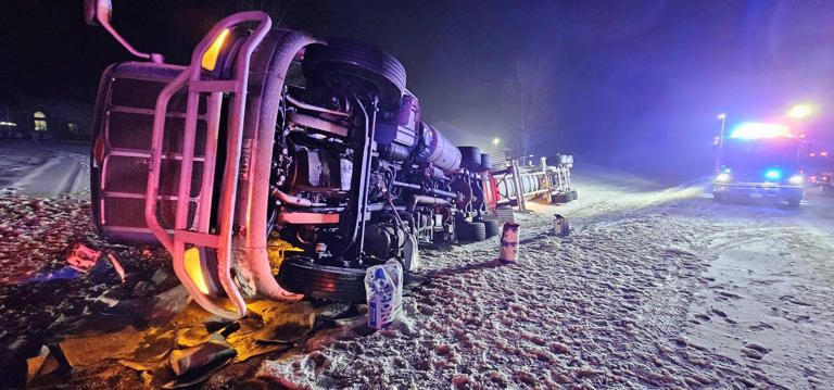 Hazmat team cleans tanker rollover in Jones County