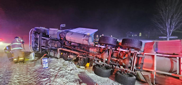 Hazmat team cleans tanker rollover in Jones County