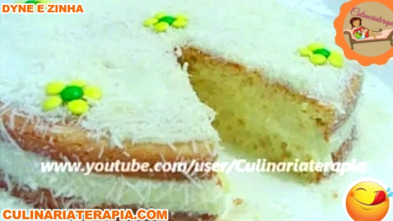 Bolo gelado de coco molhadinho e super recheado com creme de coco ...