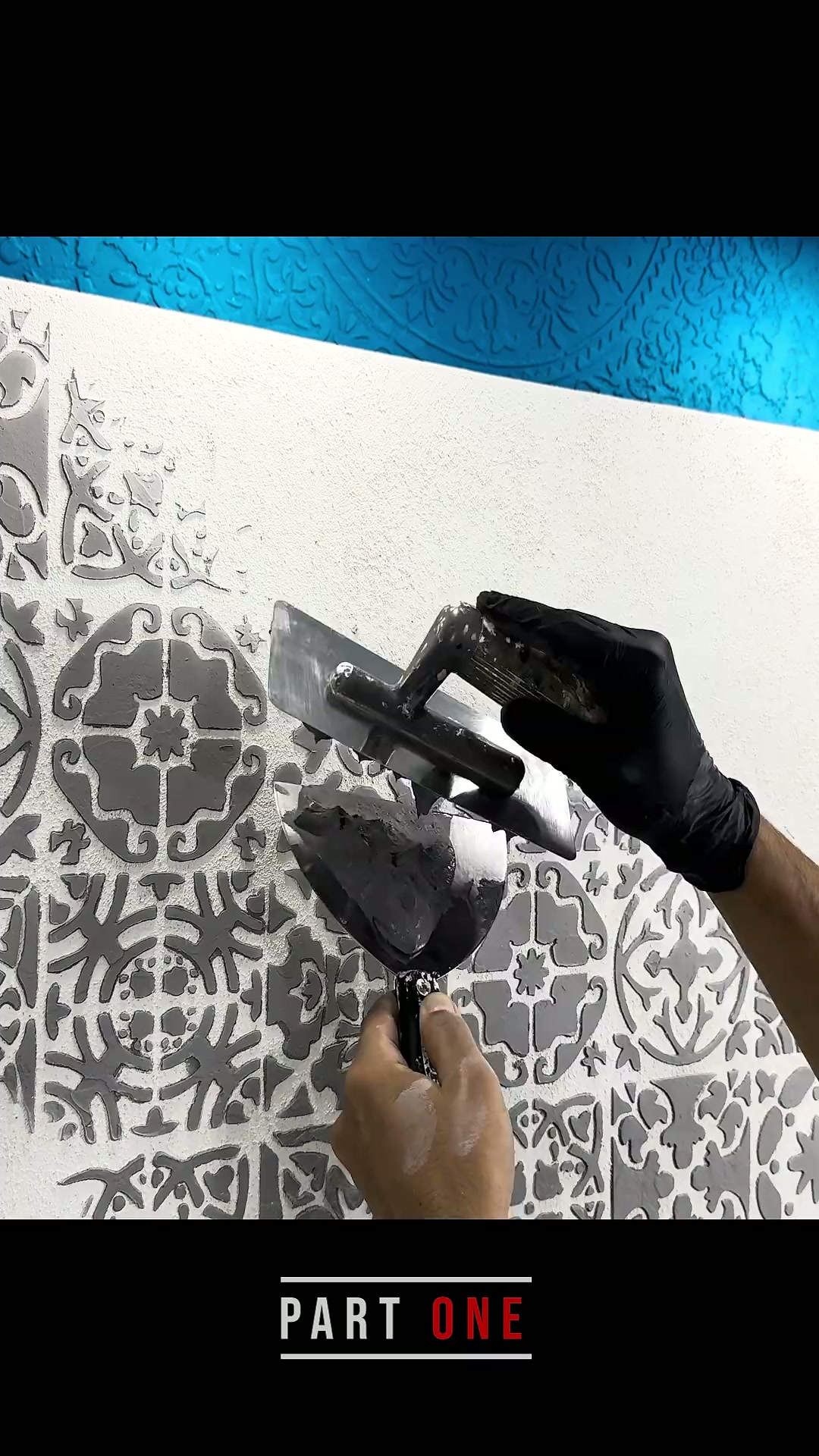 Creative wall decor | Putty & gold mirror stripes part 1 🪞 #decor #wall ...