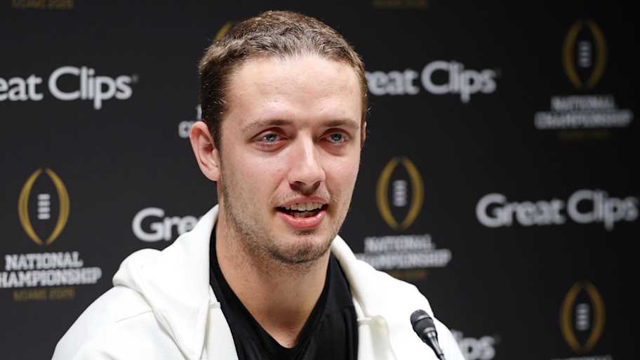 Carson Beck’s Mom Tracy Bright Spot At Natty With Sister Amid Postgame ...