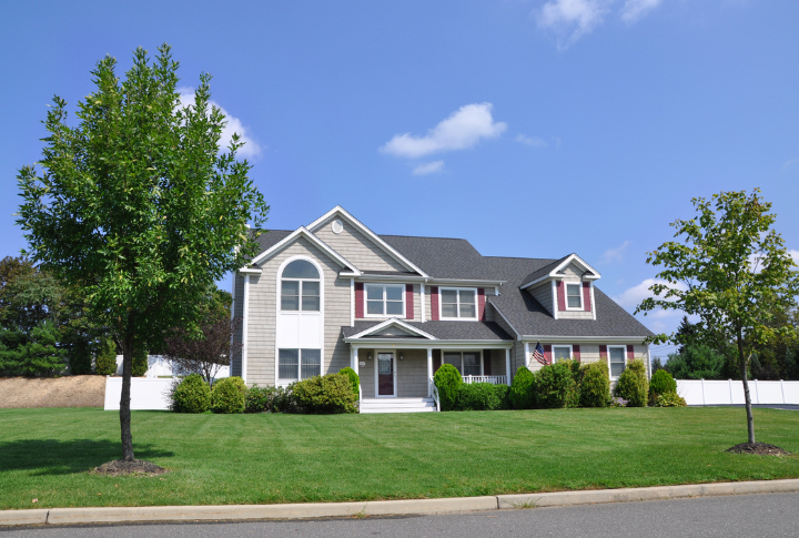 15 easy curb appeal ideas to make your home shine