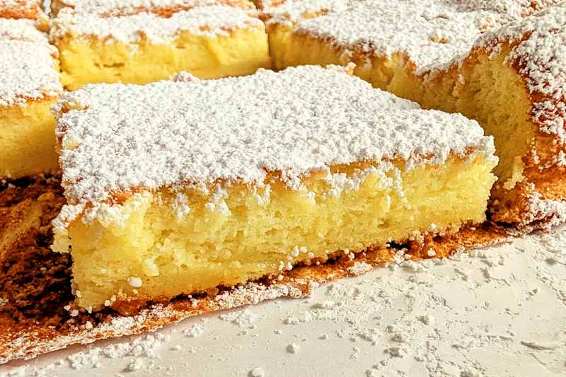 The 2-ingredient lemon bars I can't stop making (they're so easy)