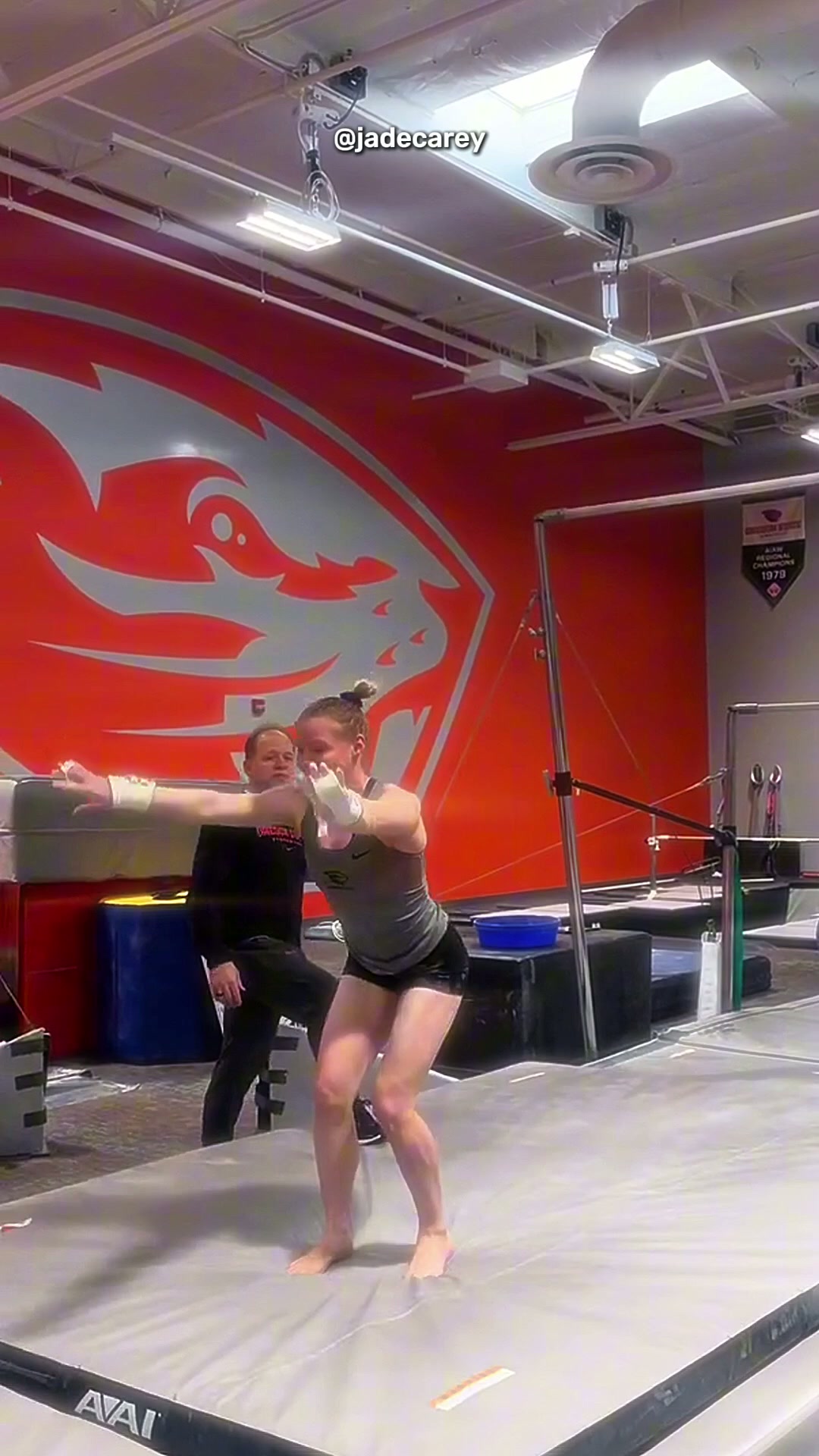 Jade Carey looking good 🧡