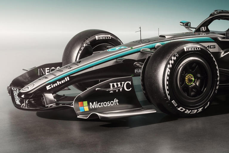 Mercedes presenta el diseño del W17 de Russell y Antonelli para la F1 2026