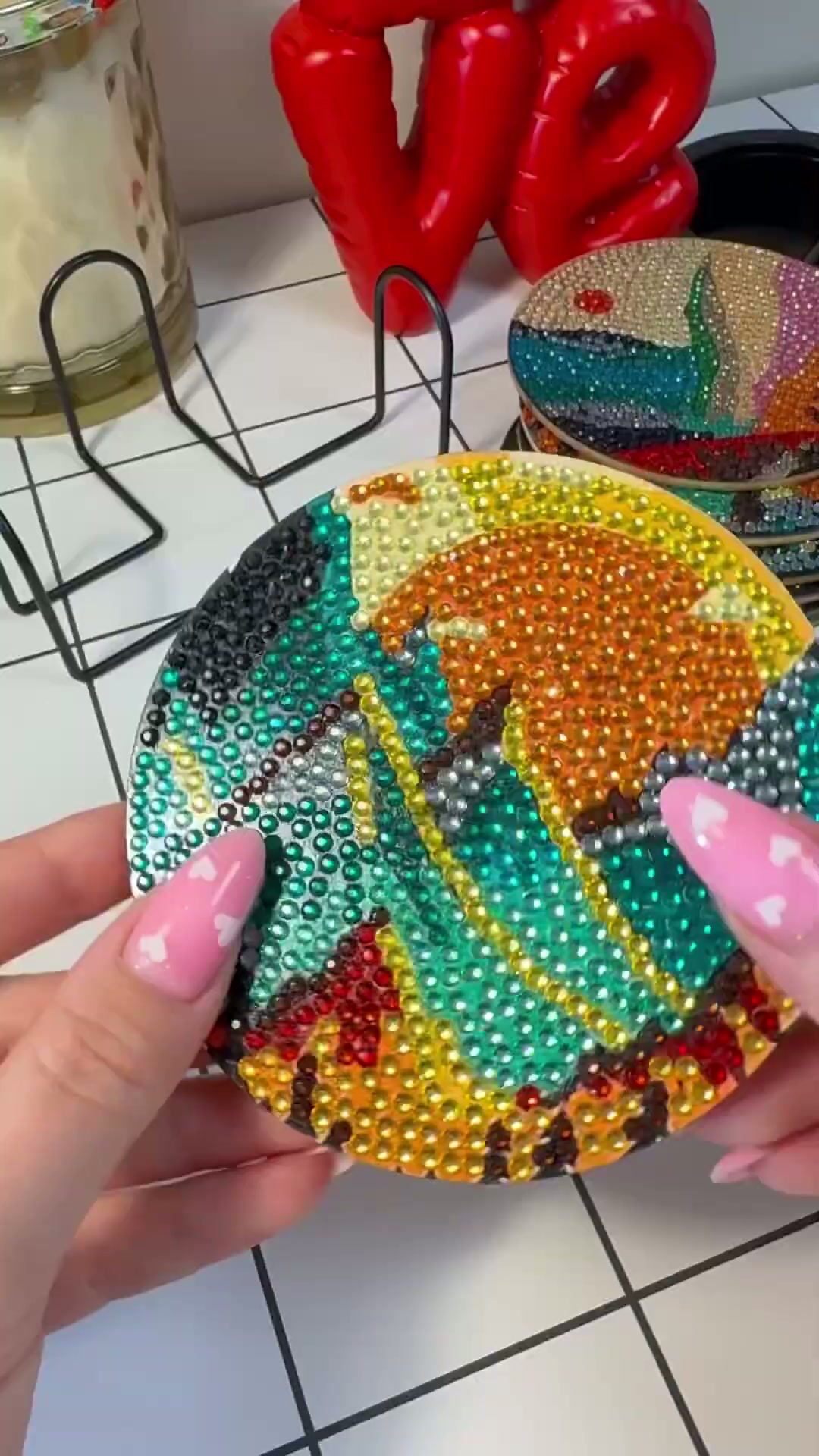 Diamond painting coaster: Quick & shiny DIY!