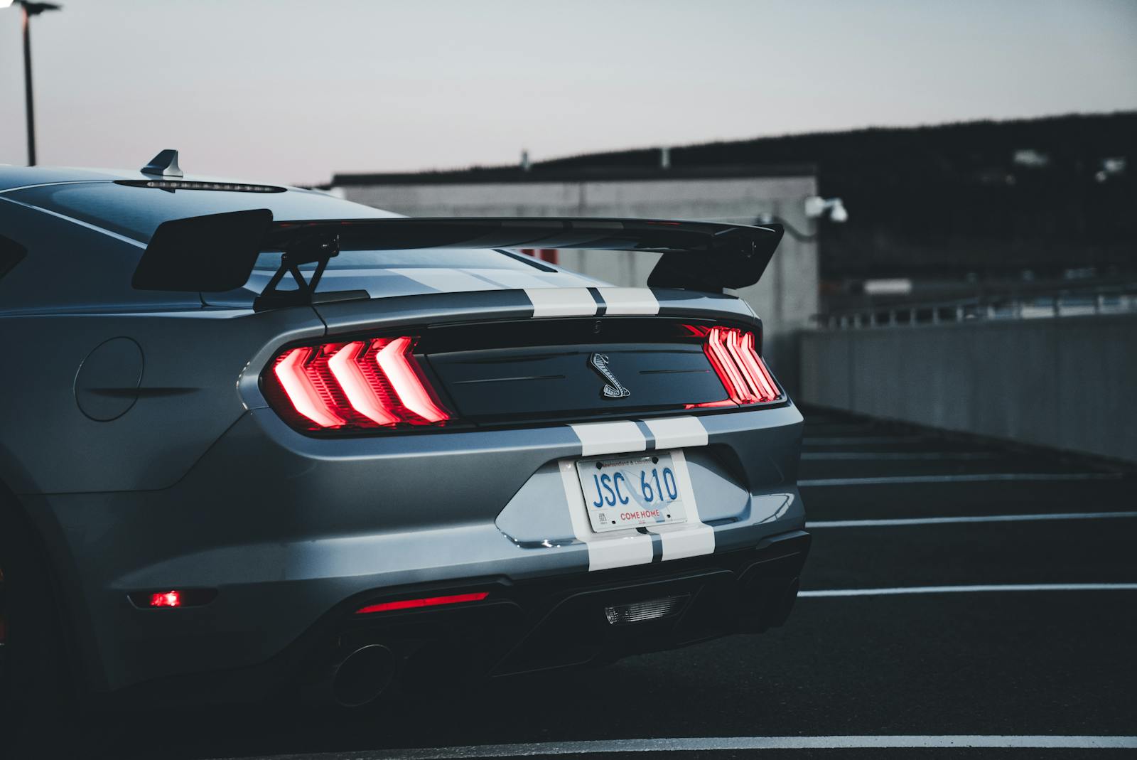 People are sharing the car mods that screamed “bad decision” immediately