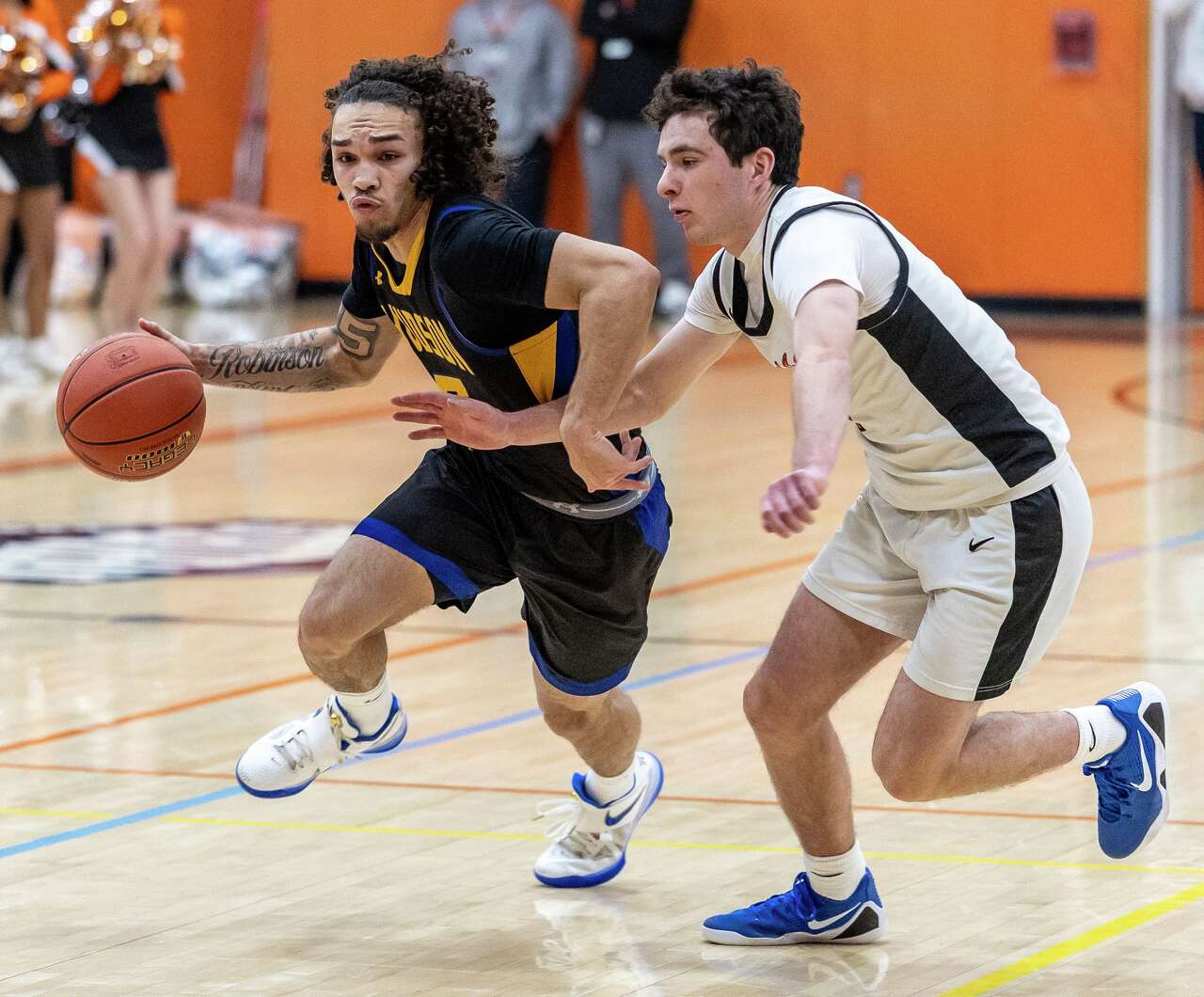 High-scoring Hudson star Keith Robinson seeks title before graduating