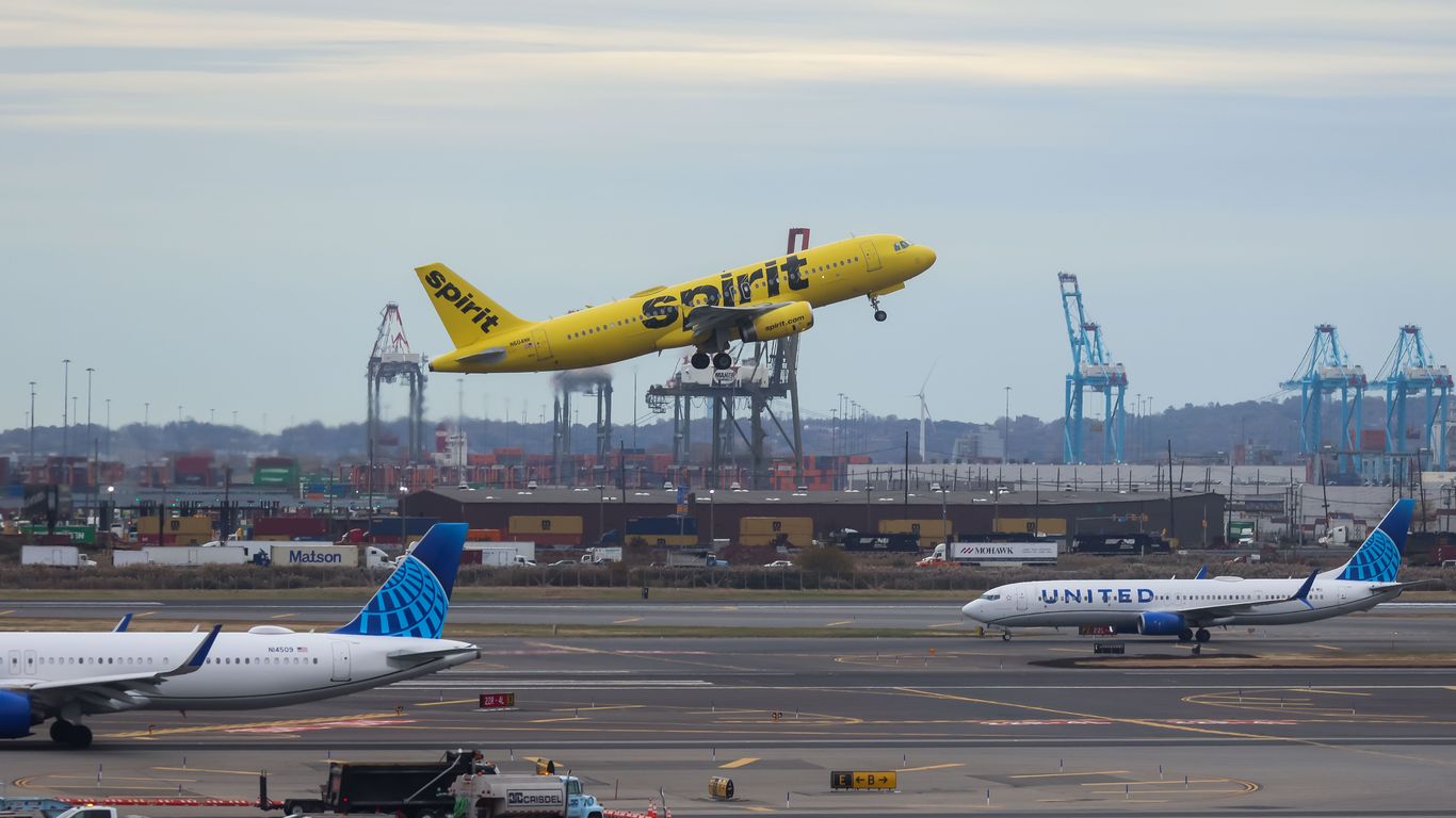 Spirit Airlines in talks to sell to Castlelake, report says