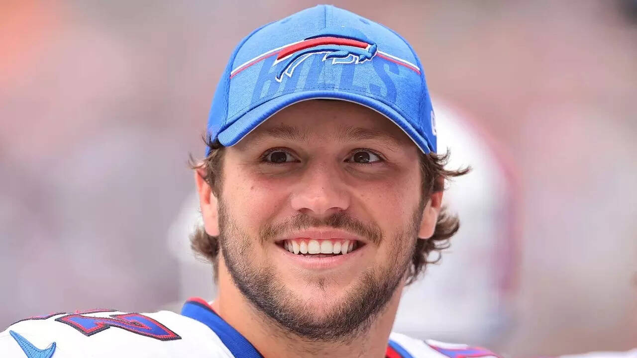 Reigning MVP is back in the room: Josh Allen named AP 2025 NFL MVP ...