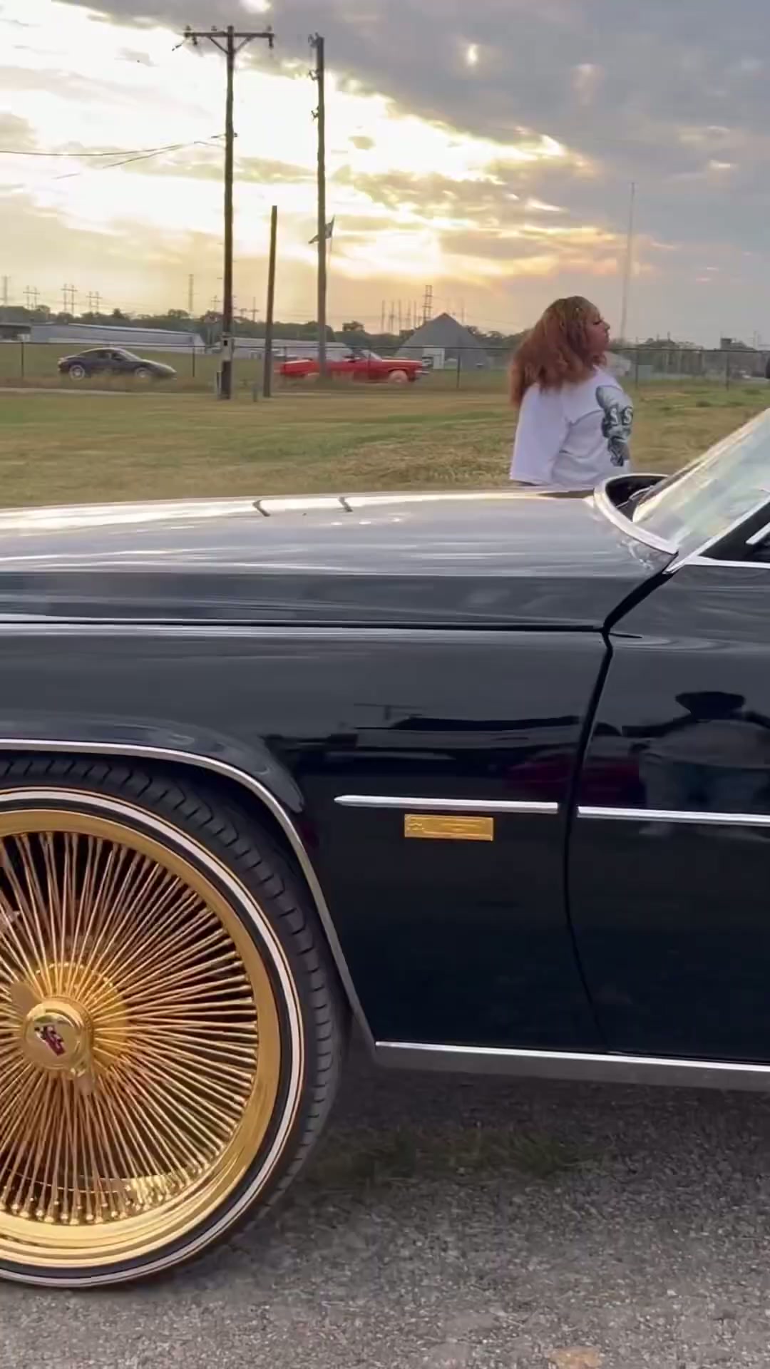 Ms-Aprils-Son Black and Gold Fleet on Daytons at Midwest Fest