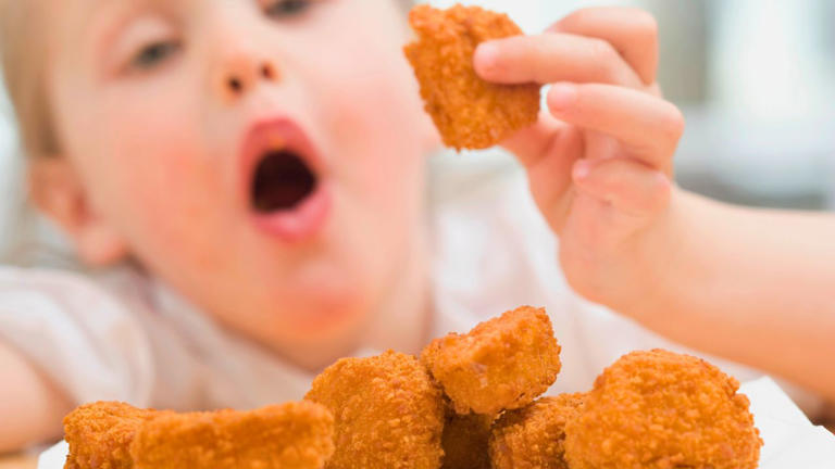 Stepmom sparks bitter family war after refusing to let teenager eat her ...