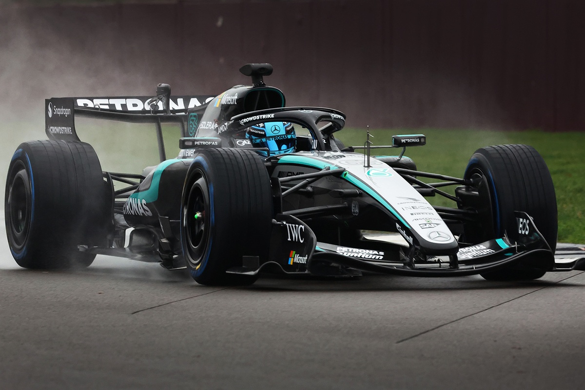 Mercedes completes 2026 F1 car shakedown at Silverstone