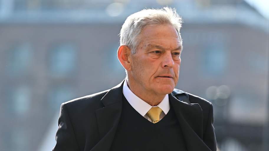 Australian punter announces commitment to Iowa