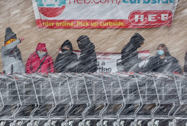 Is H-E-B open during Texas winter storm this weekend? Here's what ...