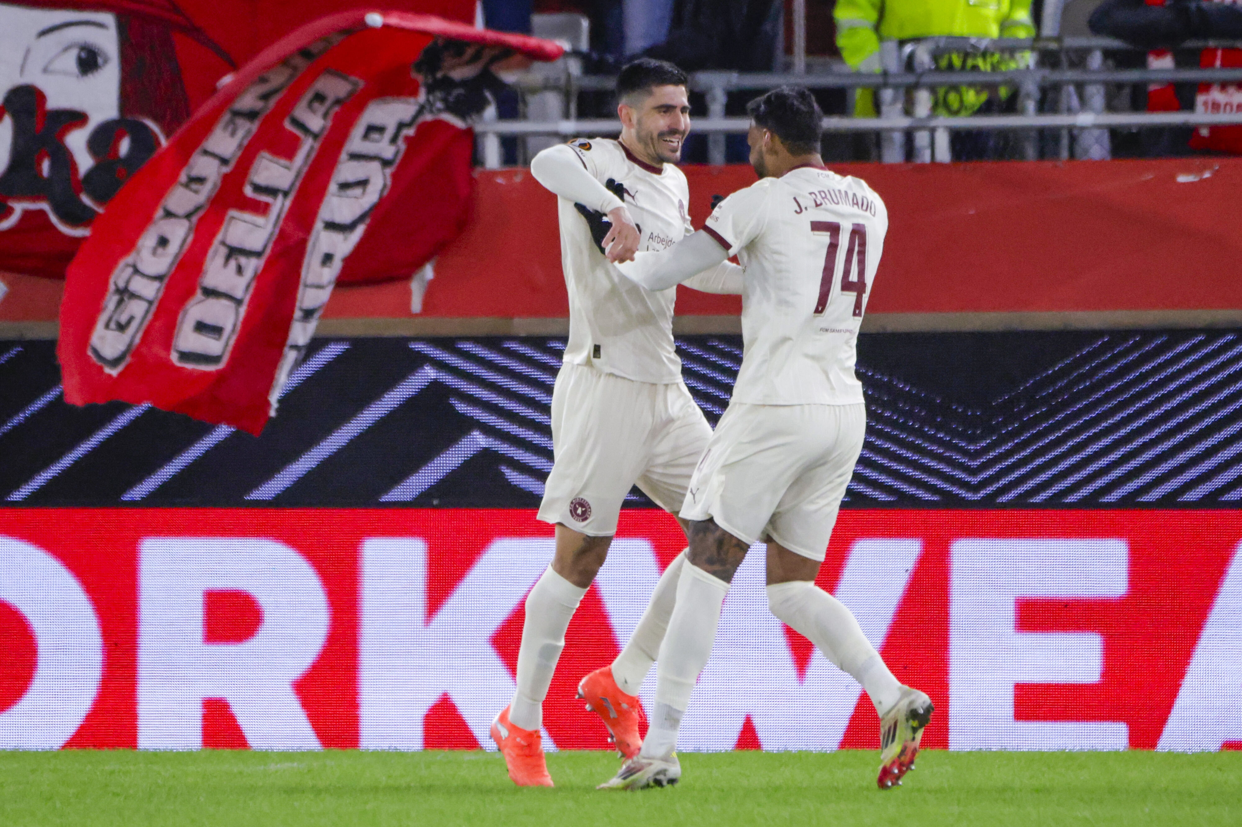 FCM smider sejr i Europa League på sidste spark i Norge