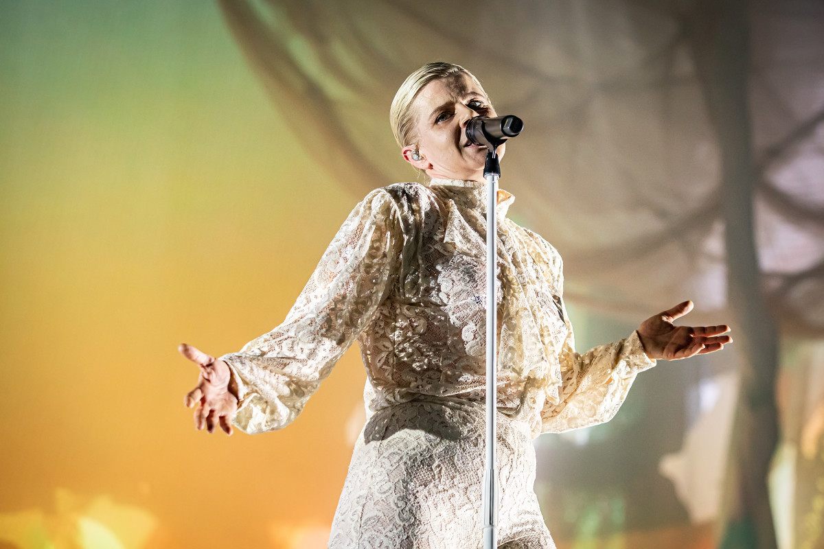 '90s pop icon announced as special guest for Harry Styles’ 2026 tour