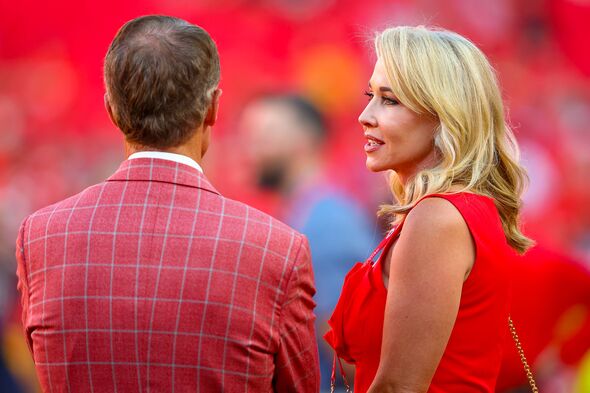 Chiefs owner's wife slams criticism of Donald Trump official as ...