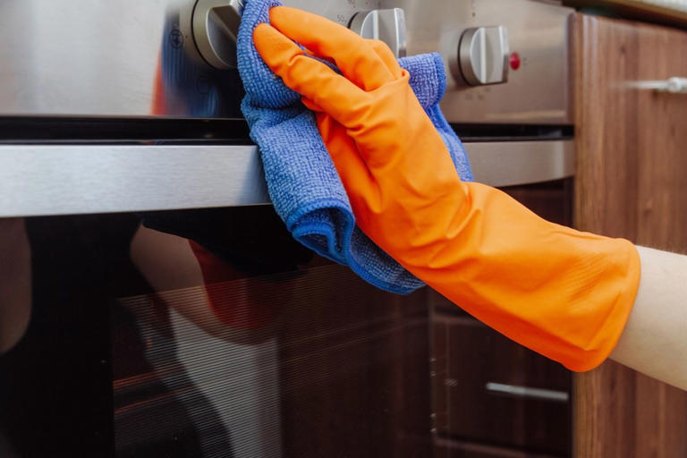 8 easy tricks to get rid of dust in your home for good, from cleaning pros