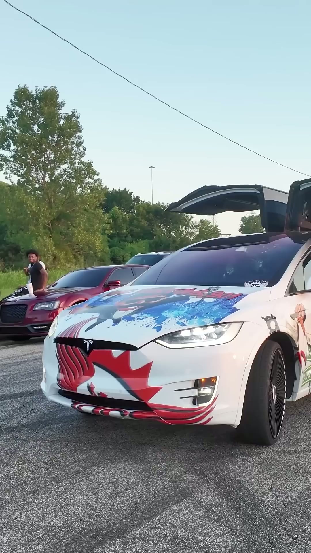 Tesla Model X on 24’s Riding Thru