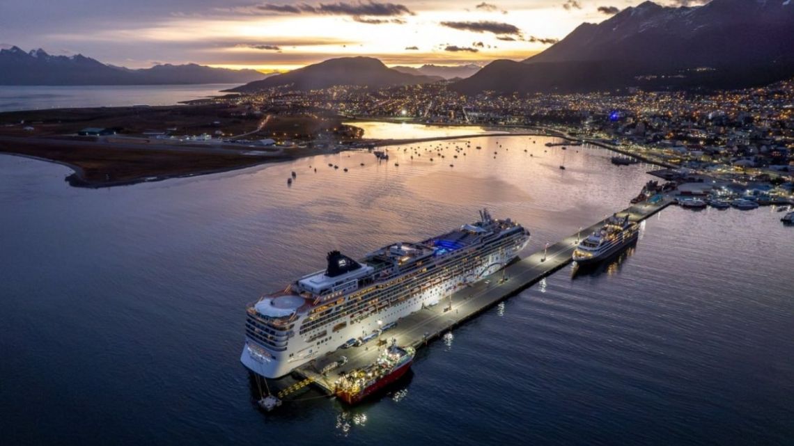 Continúan los cruces entre Nación y Tierra del Fuego por el Puerto de ...