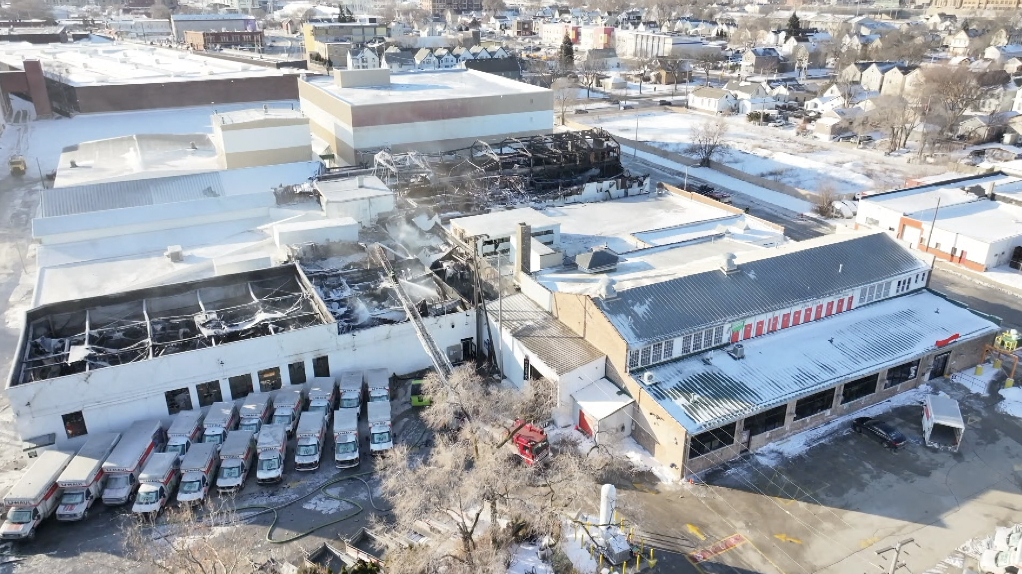 Massive fire destroys U-Haul storage facility in Milwaukee's Walker's ...