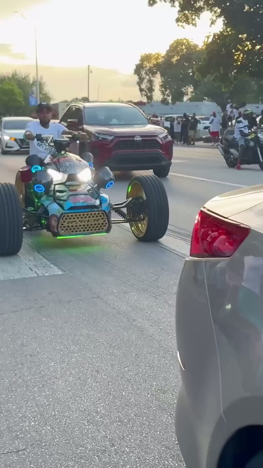 Custom Trike Bike on Gold 24’s Wire Wheels Ridin