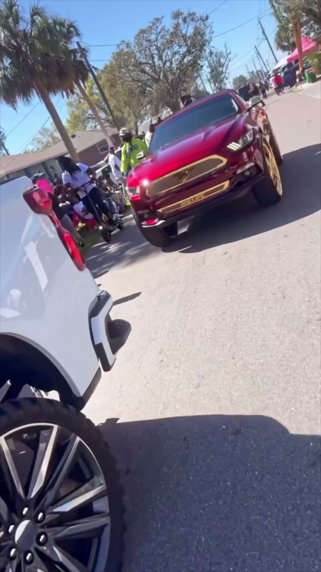 Ford Mustang on gold 30” DUB floaters