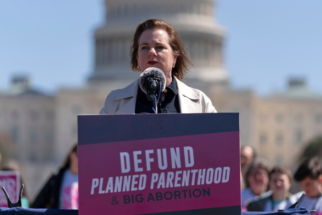 Anti-abortion groups keep pressure on White House after March for Life ...