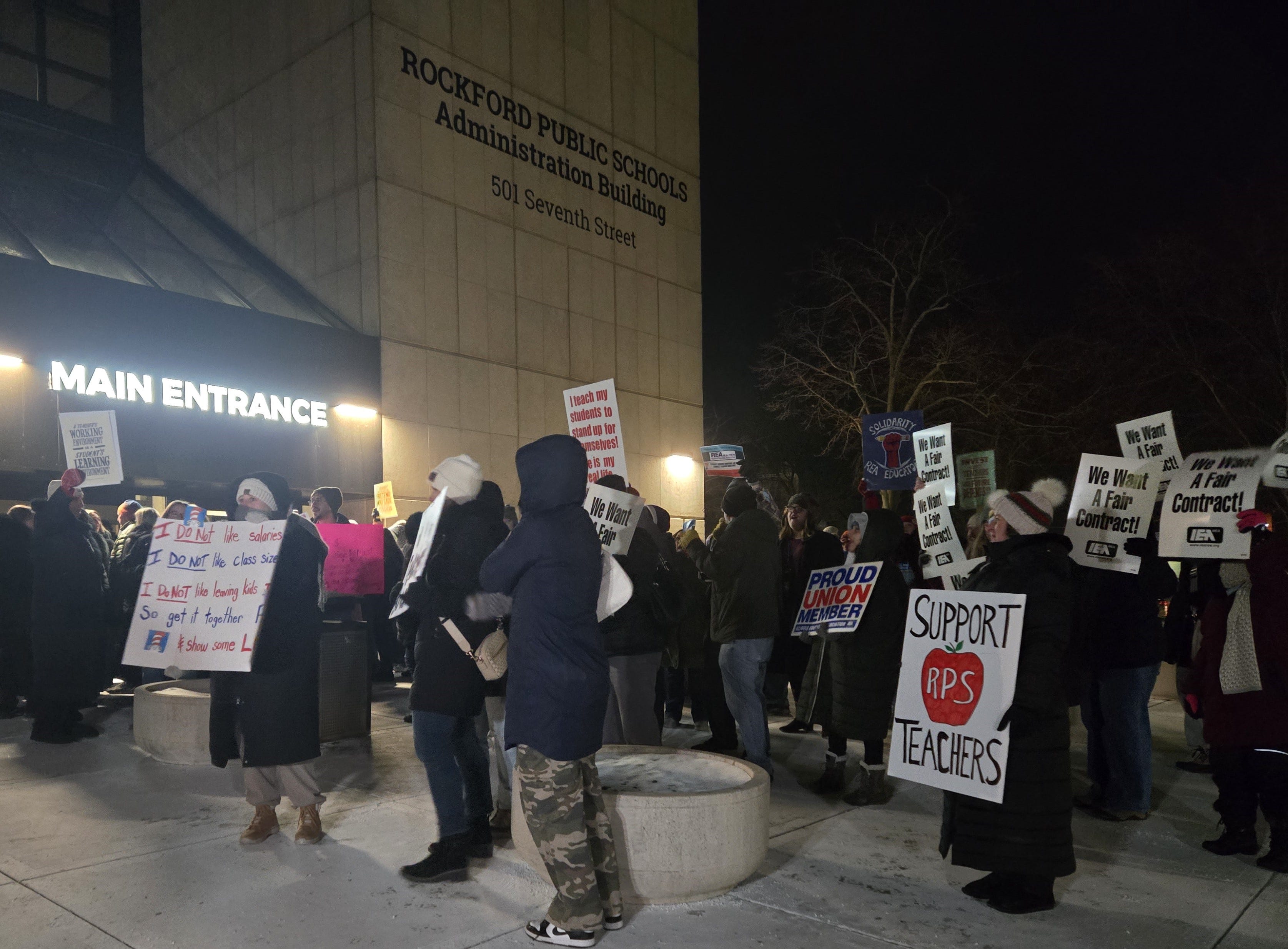 Rockford teachers take vote to authorize strike. Here's what's next
