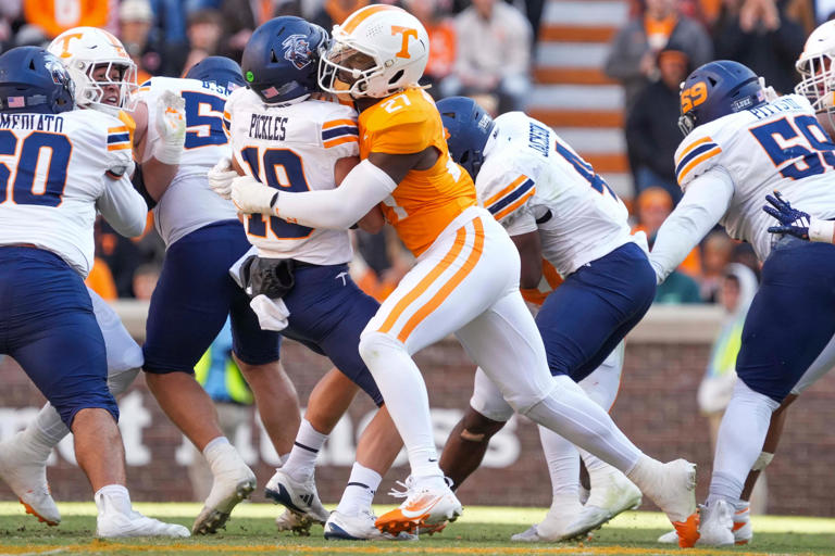 Former Tennessee football star James Pearce Jr. named NFL Defensive ...