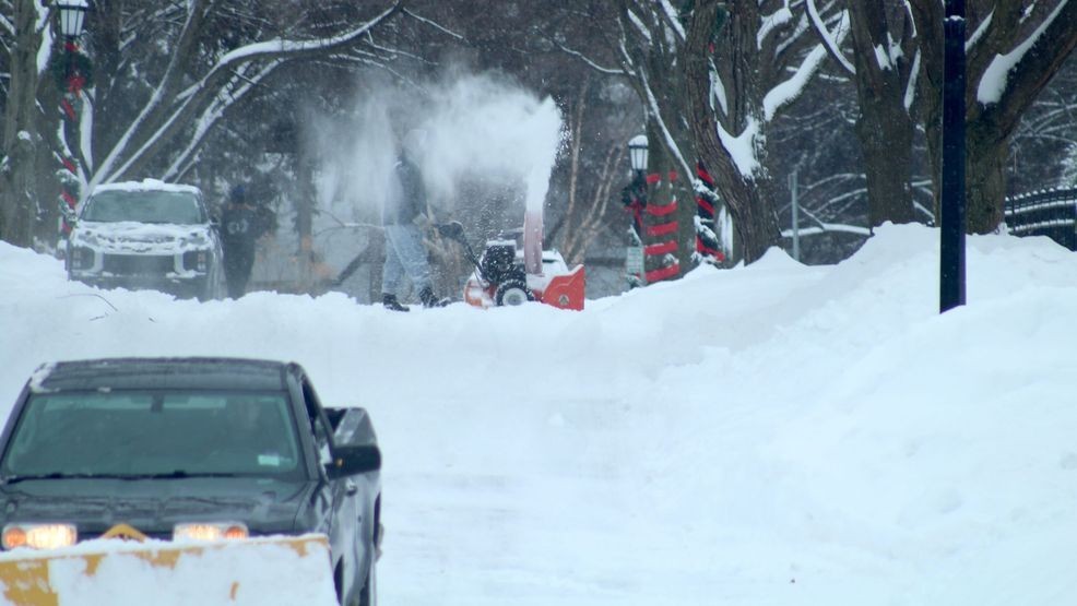 Alerts for lake effect snow, arctic cold first. Widespread snowstorm ...